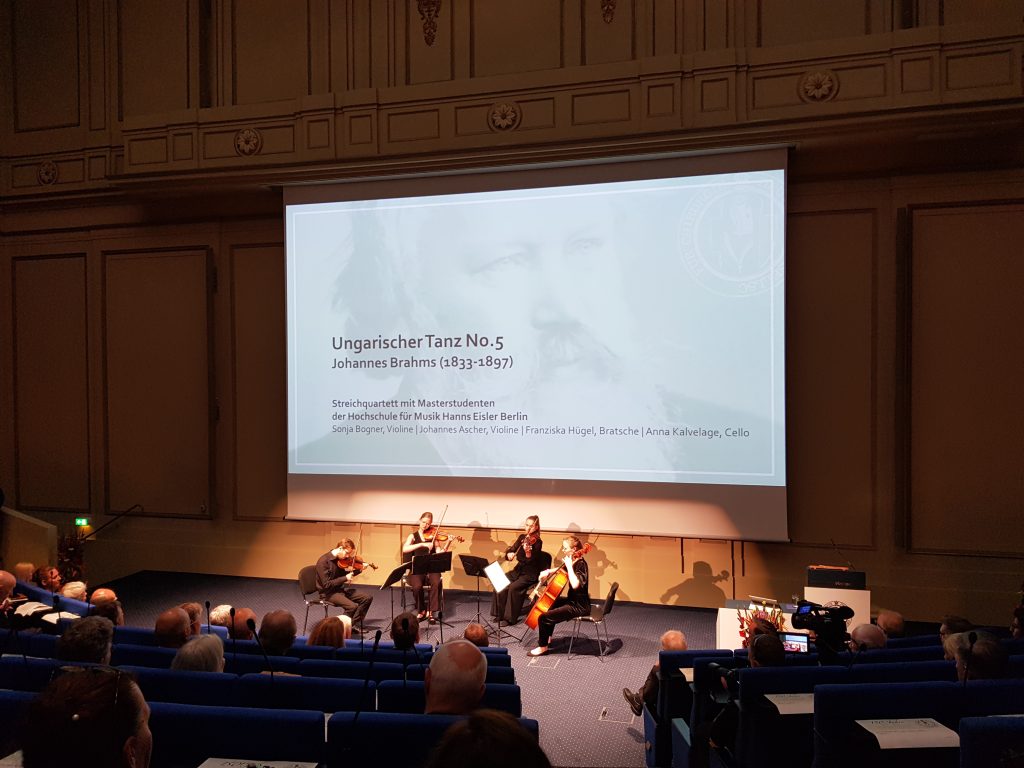 Herzliche Glückwünsche! Der BDC gratuliert der DGCH zu 150 Jahren - BDC ...