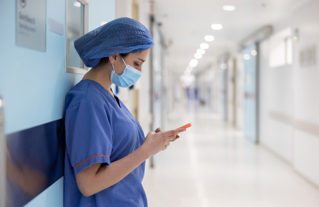 Hygiene-Tipp: Handys im OP-Saal - BDC|Online